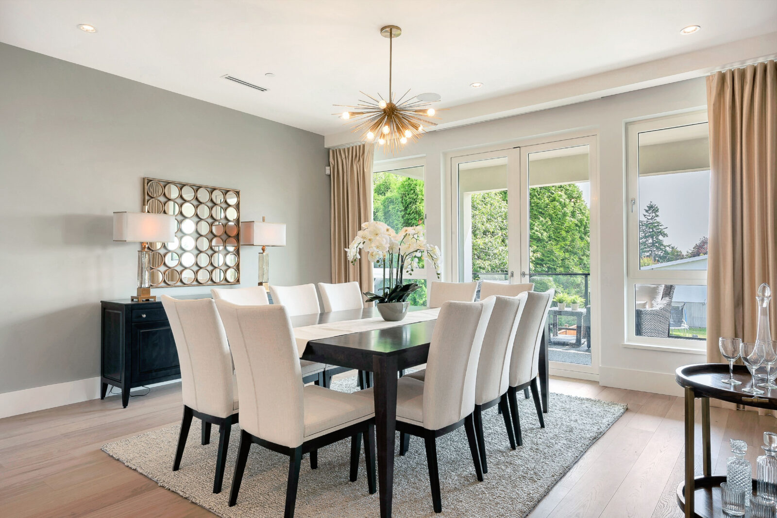 Top 8 Colors that Go with Cream | Fresh Coat Painters